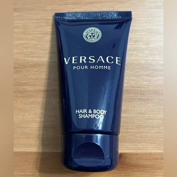 Versace | Grooming | Versace Mens Pour Homme Hair And Body Shampoo 5ml ...